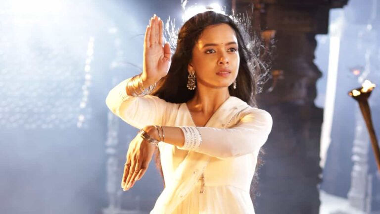 Drishti Bottu Kannada Serial Actress Name - Arpitha Mohithe